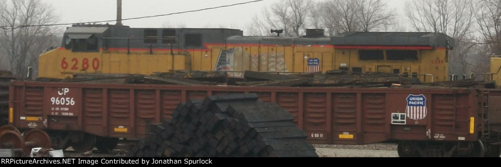 UP 6280, partial view of conductor's side